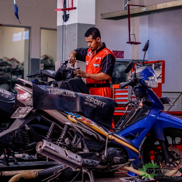 4 tanda saatnya motor sudah waktunya di service, berikut penjelasanya ...