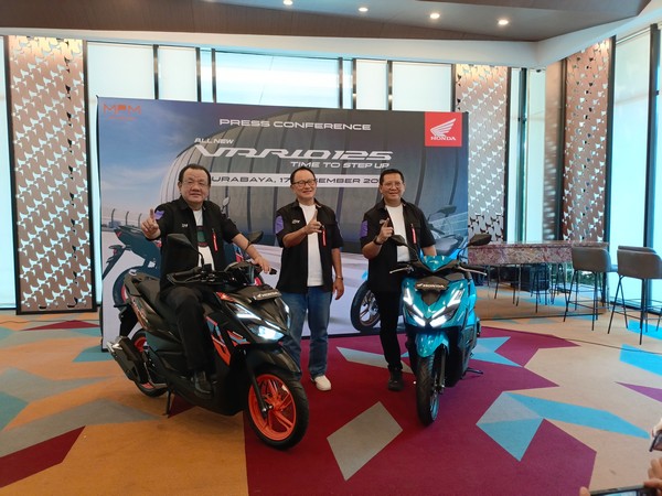 All New Honda Vario 125 Generasi Terbaru Resmi Hadir di Jawa Timur ...